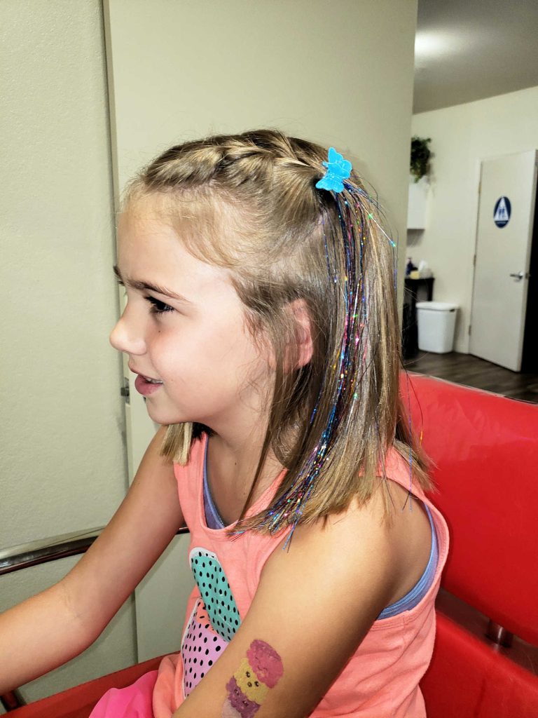 Haircuts & More – Taming Tangles